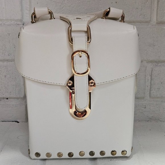 Bags | Contemporary White Structured Handbag With Gold Hardware | Poshmark